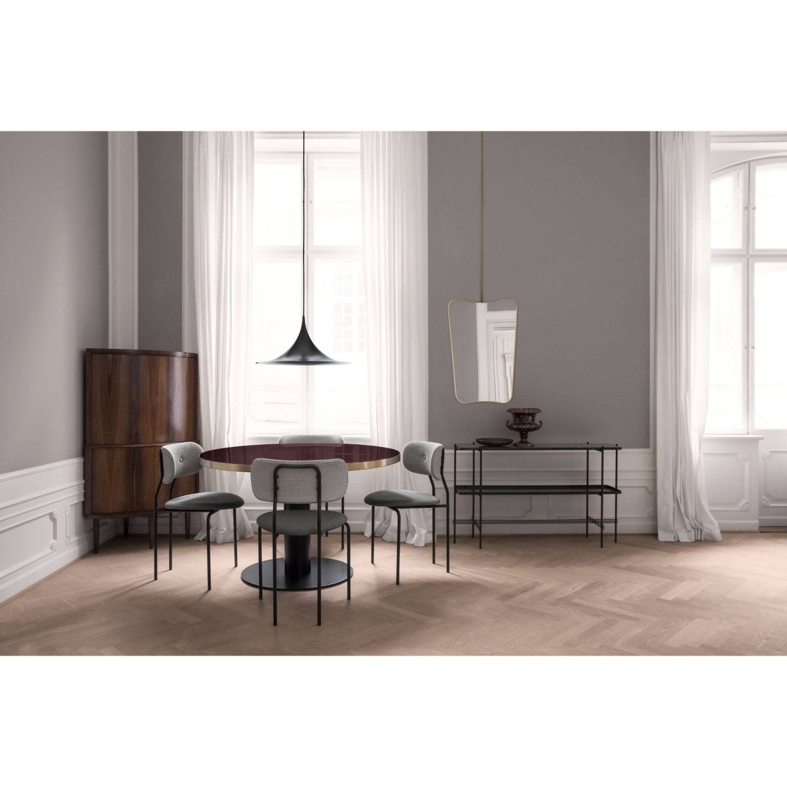 GUBI 2.0 Dining Table - Round by Gubi | Shop at Skandium London