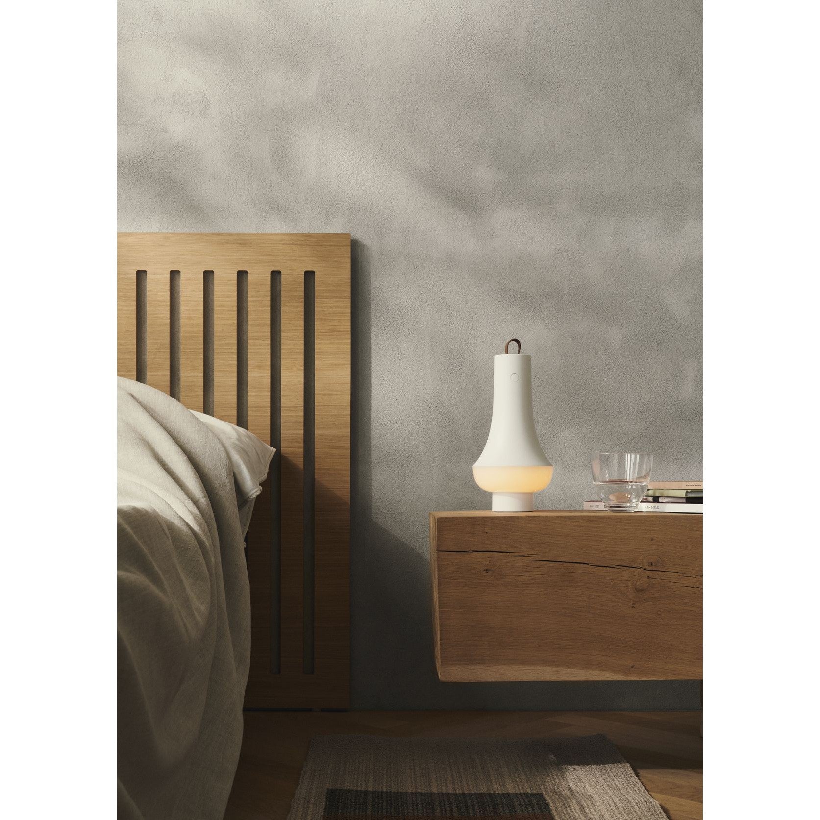 Tomoshi Portable Lamp – Skandium