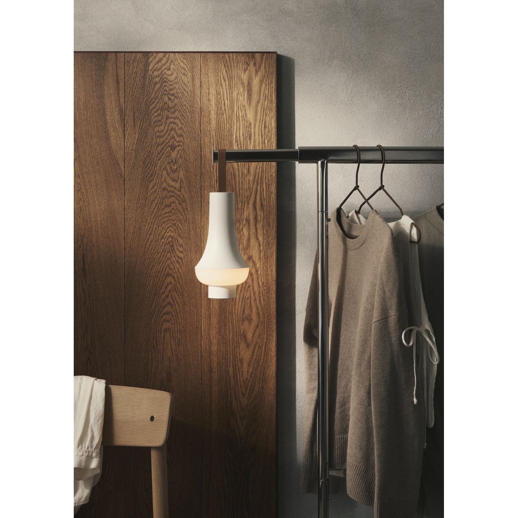 Tomoshi Portable Lamp – Skandium