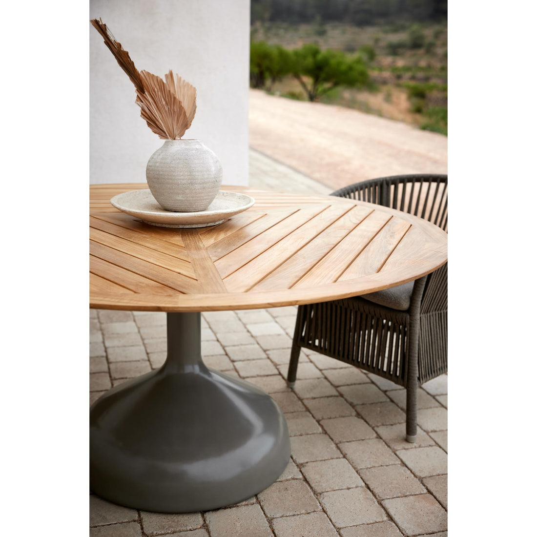 Glaze Dining Table – Skandium