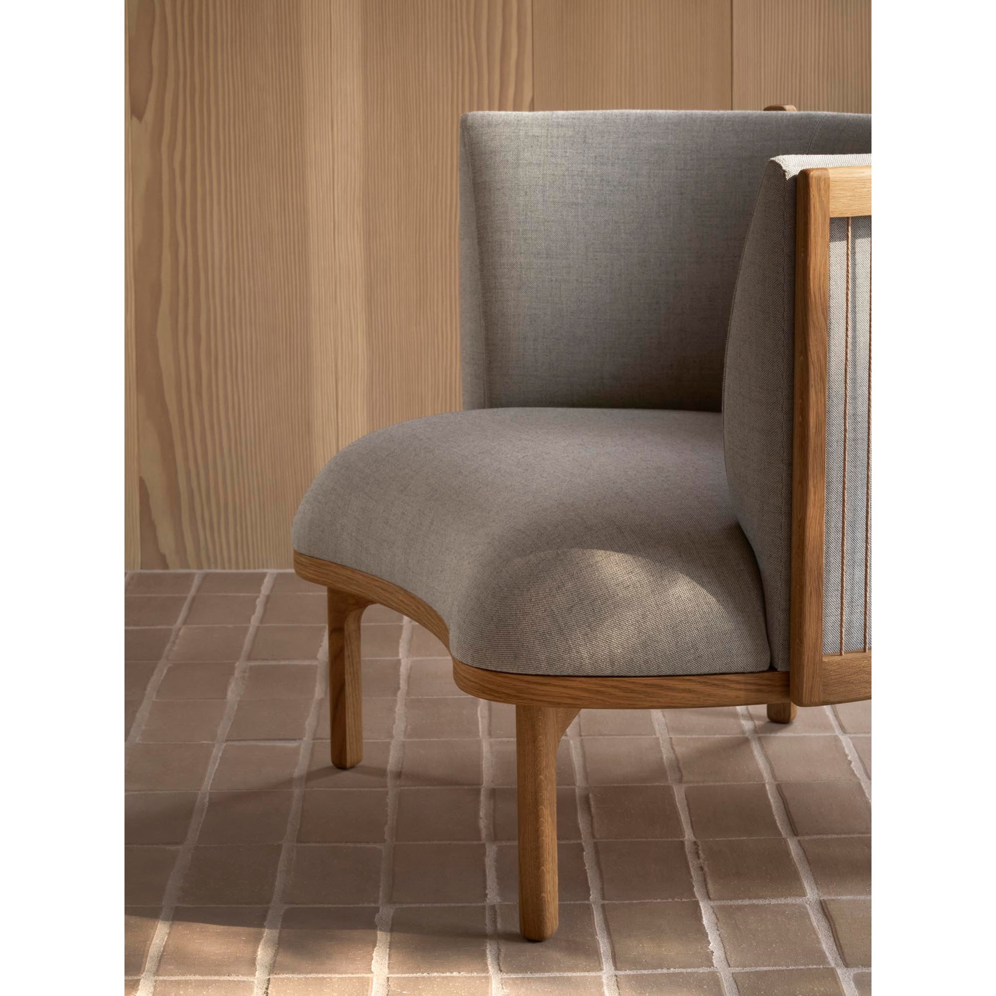 RF1904 Sideways Lounge Chair – Skandium