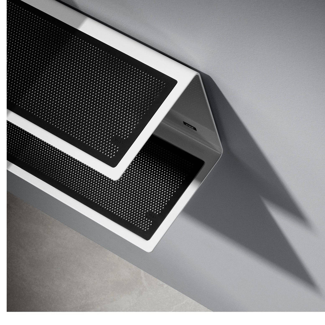 VIPP921 - Shelf - Small by Vipp | Shop at Skandium London