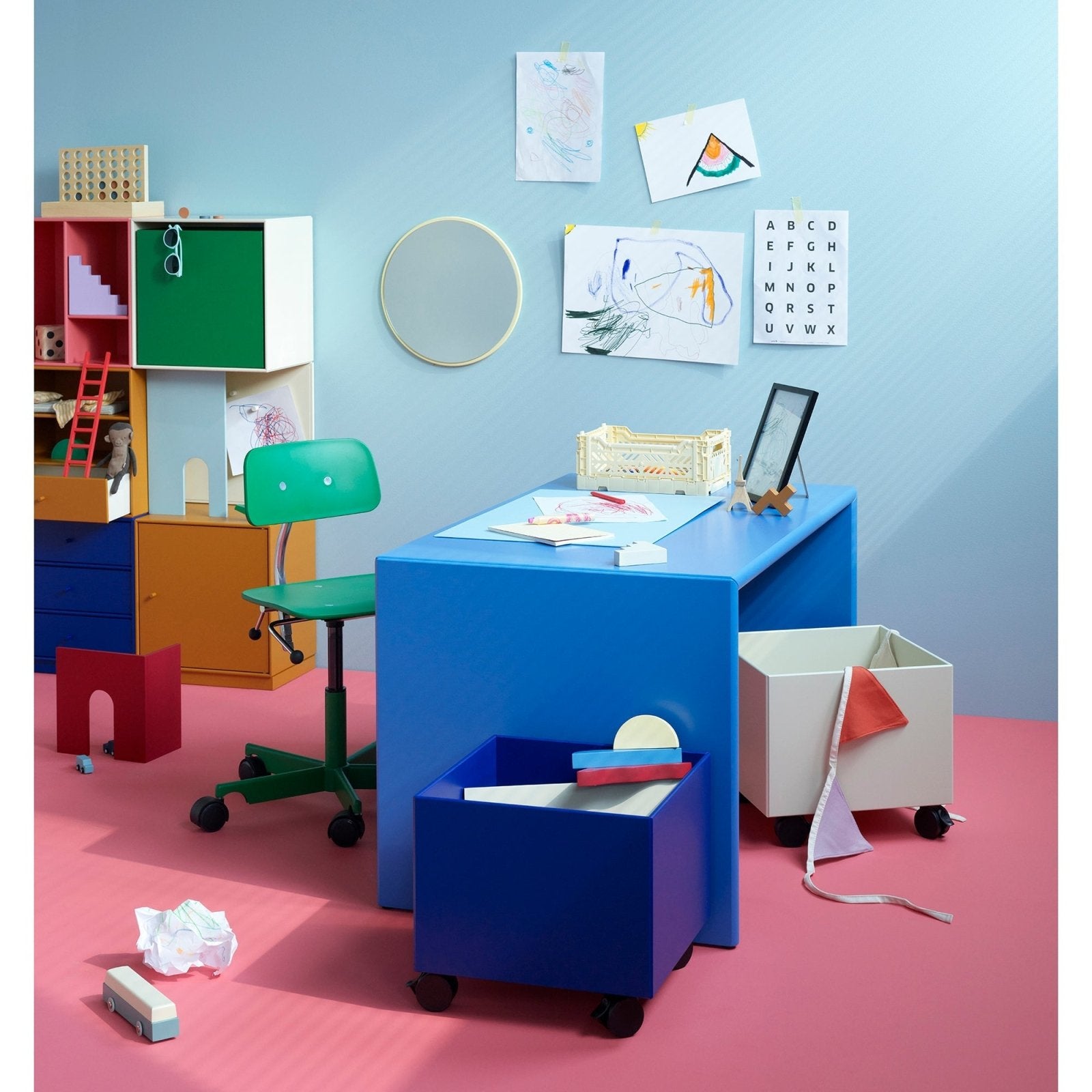 Monterey Kids work desk – Skandium
