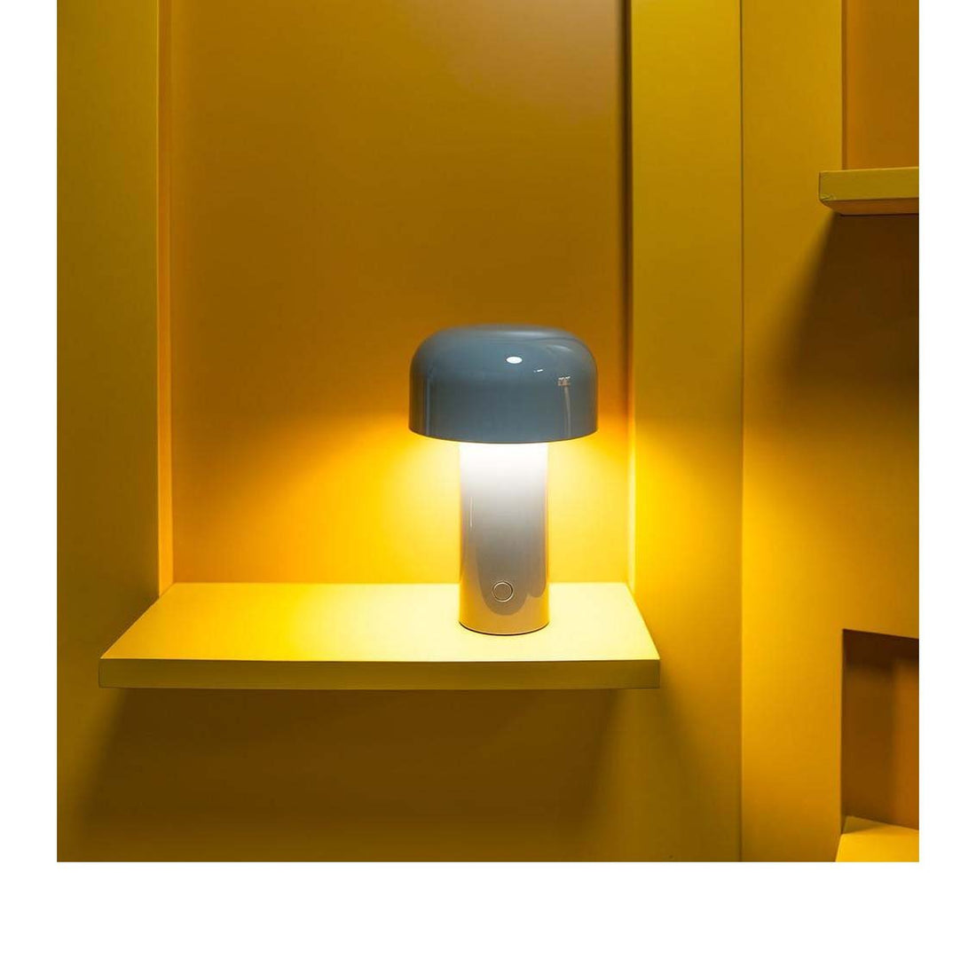 Bellhop portable table lamp – Skandium