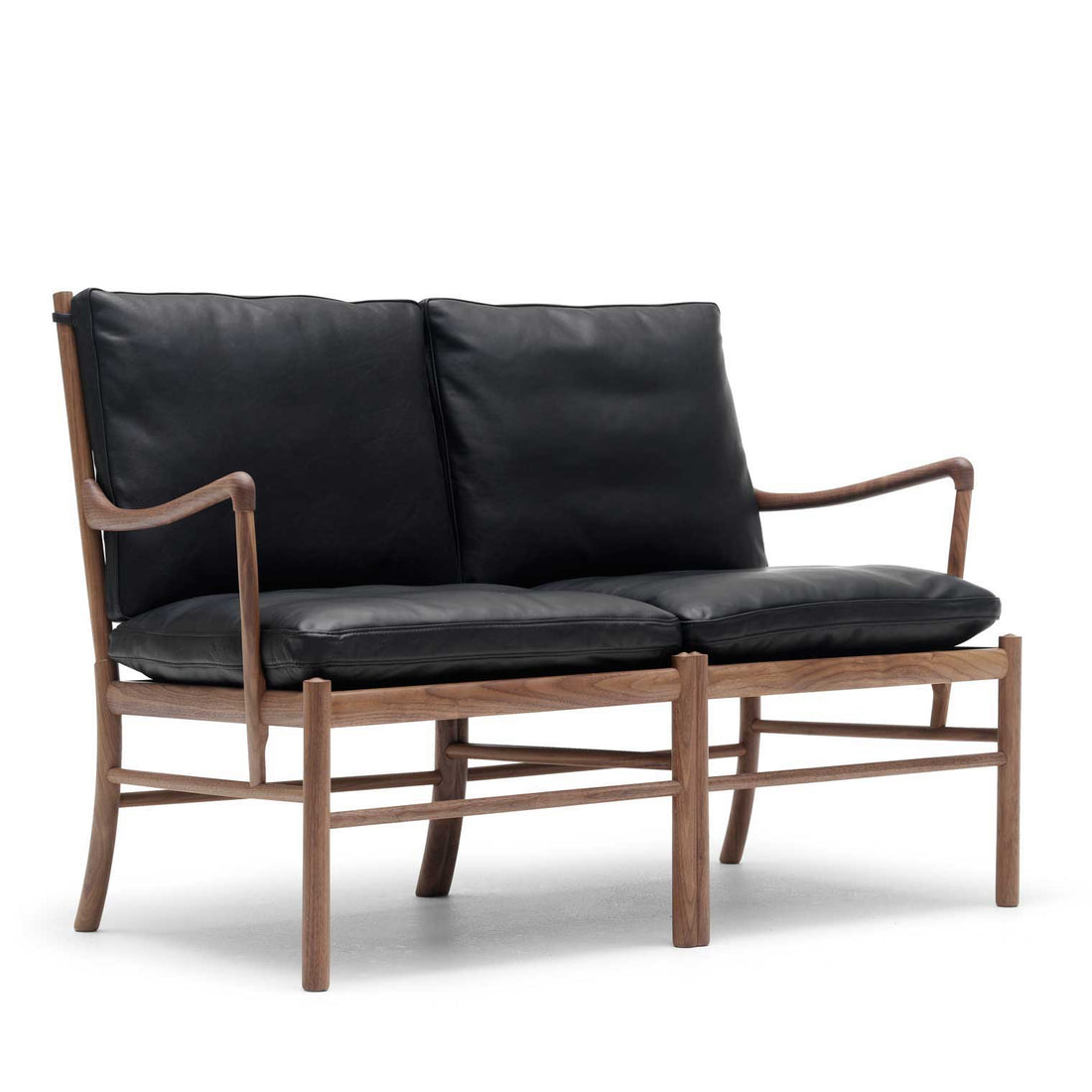OW149-2 Colonial sofa by Carl Hansen | Shop at Skandium London