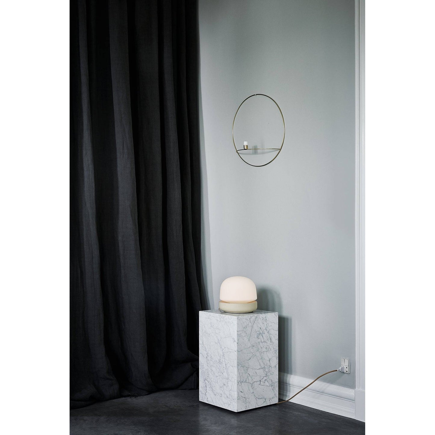 Menu Plinth - Tall – Skandium