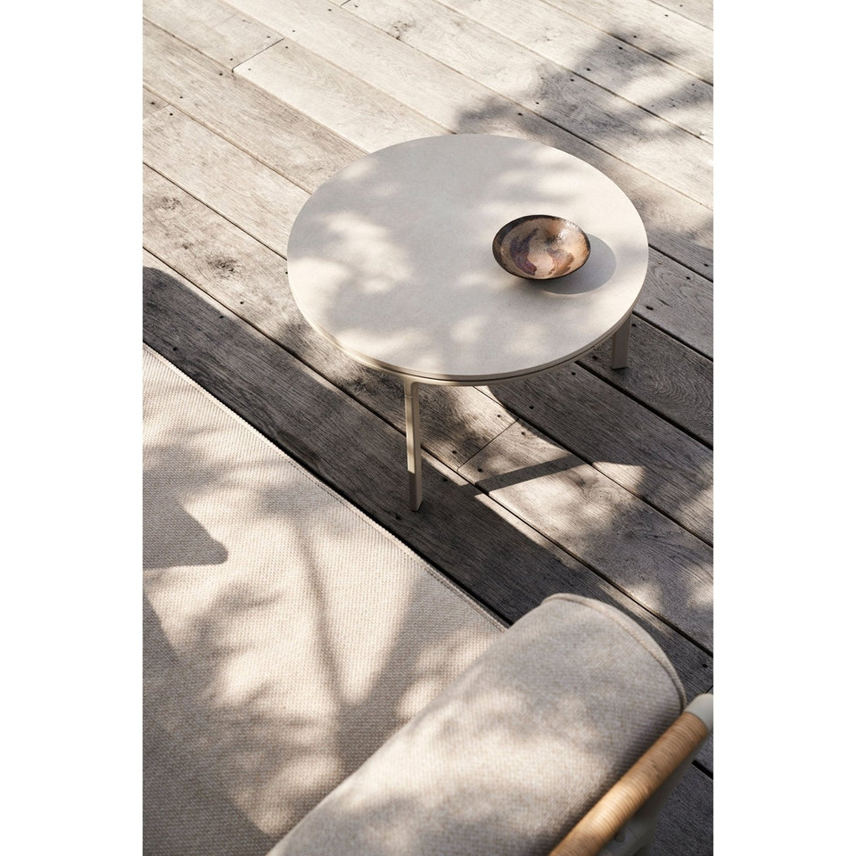 VIPP720 - Open-Air sofa w/ table end by Vipp | Shop at Skandium London