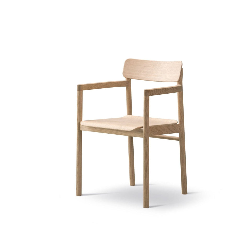 Post Chair by Fredericia | Shop at Skandium London