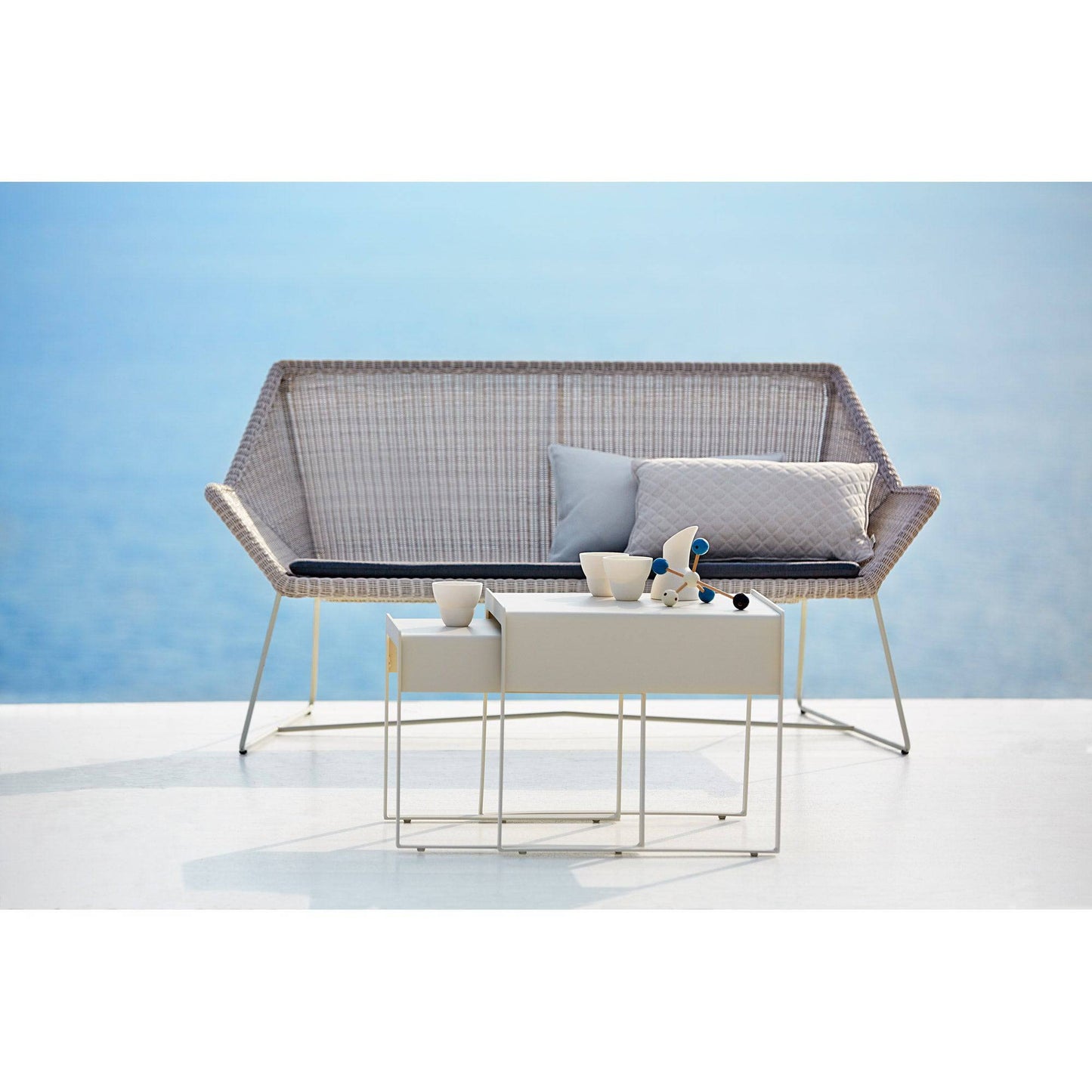 Breeze Lounge Sofa - 2-Seater – Skandium London