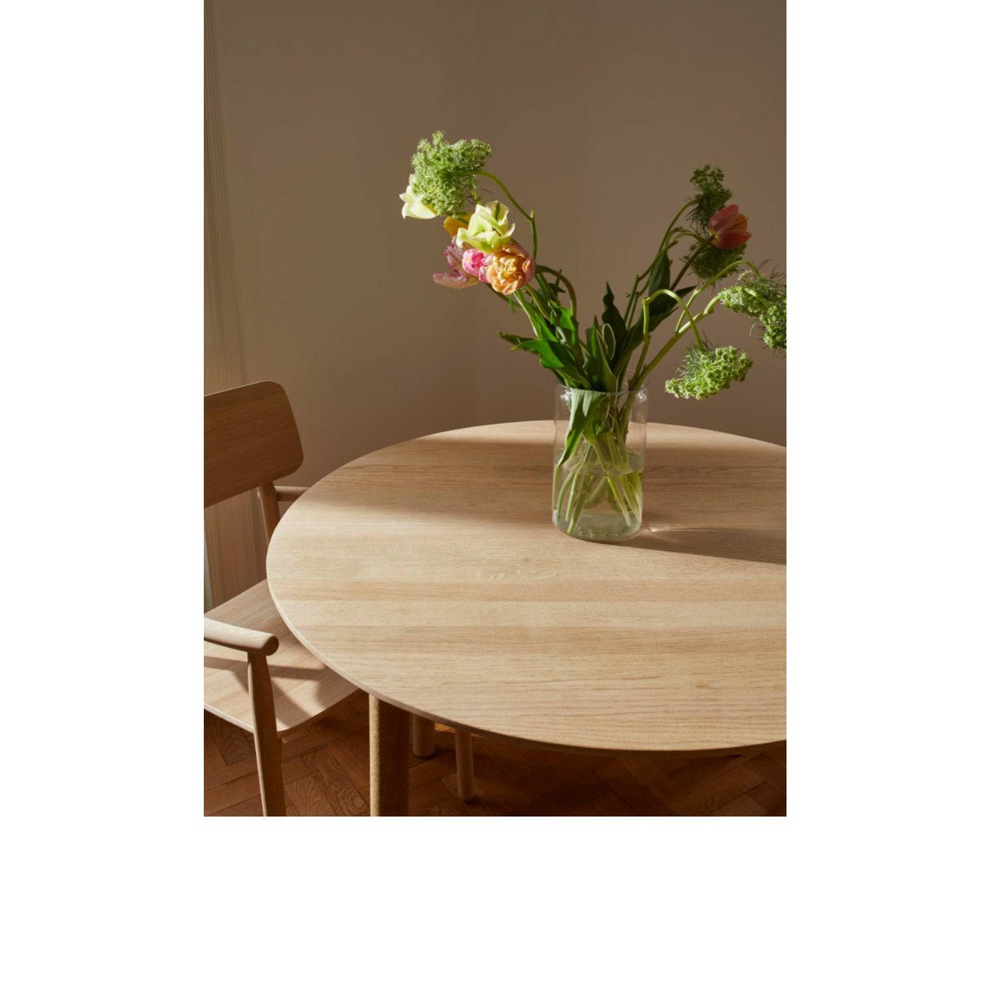 Hven table Ø110 – Skandium