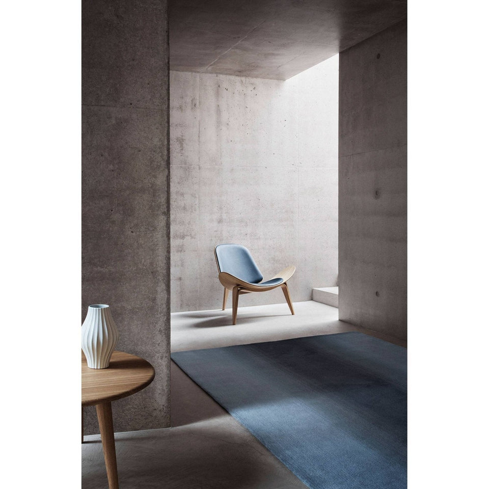 CH07 Shell chair by Carl Hansen | Shop at Skandium London