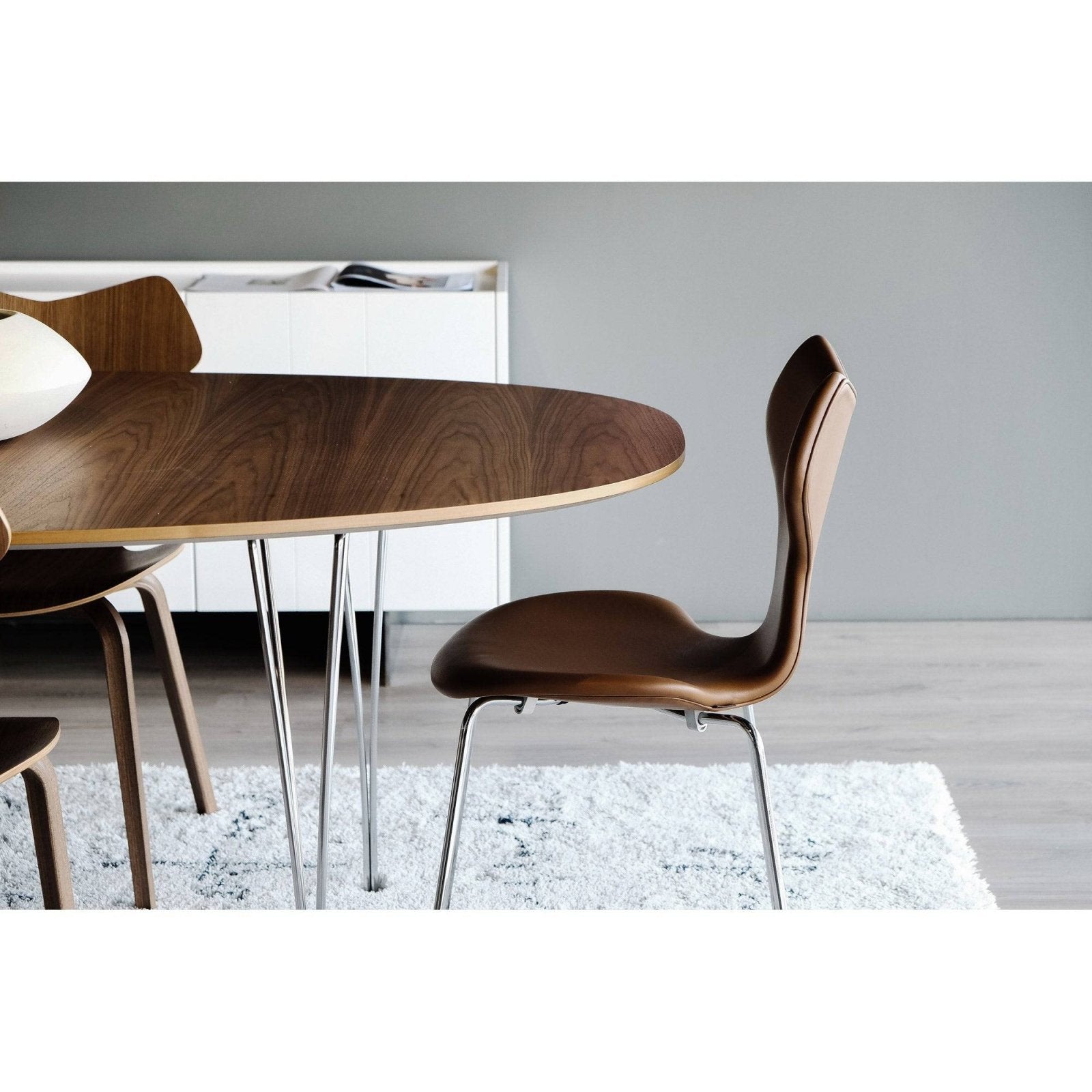Super-Ellipse™ dining extendable table by Fritz Hansen | Shop at ...